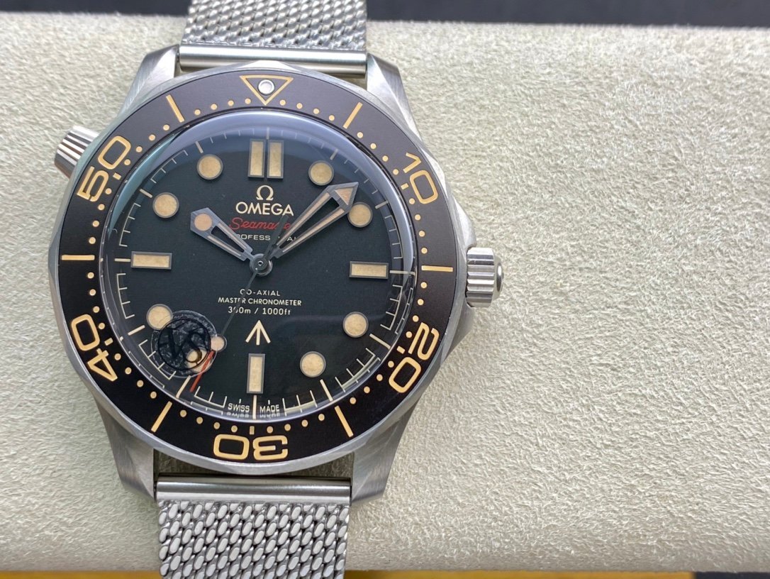 1:1 Superclone-Omega Seamaster Diver 300M Co-Axial Master Chronometer ...